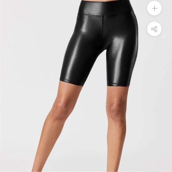 Carbon38 | Shorts | Carbon 38 Mid Rise Biker Short In Takara Shine ...